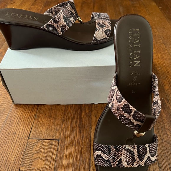 Italian Shoemakers | Shoes | Wedge Sandals | Poshmark